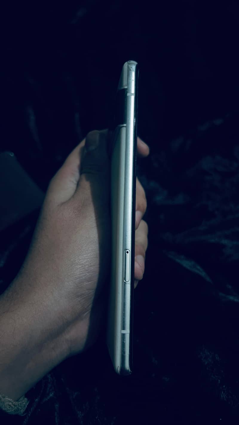 Google Pixel 6 Pro - Mobile Phones - 1110705725