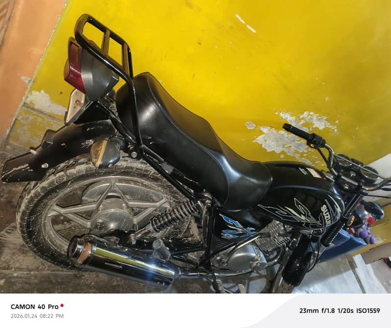 suzuk GSi 150 SE - Standard - 1110707719