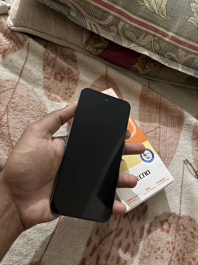 Tecno Spark Go 2 - Mobile Phones - 1110712629