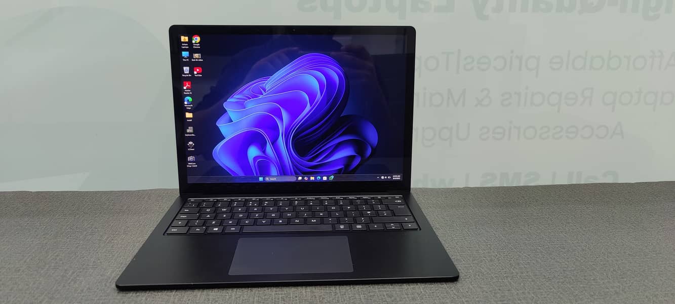 Microsoft Surface Laptop i7| 10Gen | 16 Gb | 256 ssd Laptop 2k Dislply ...