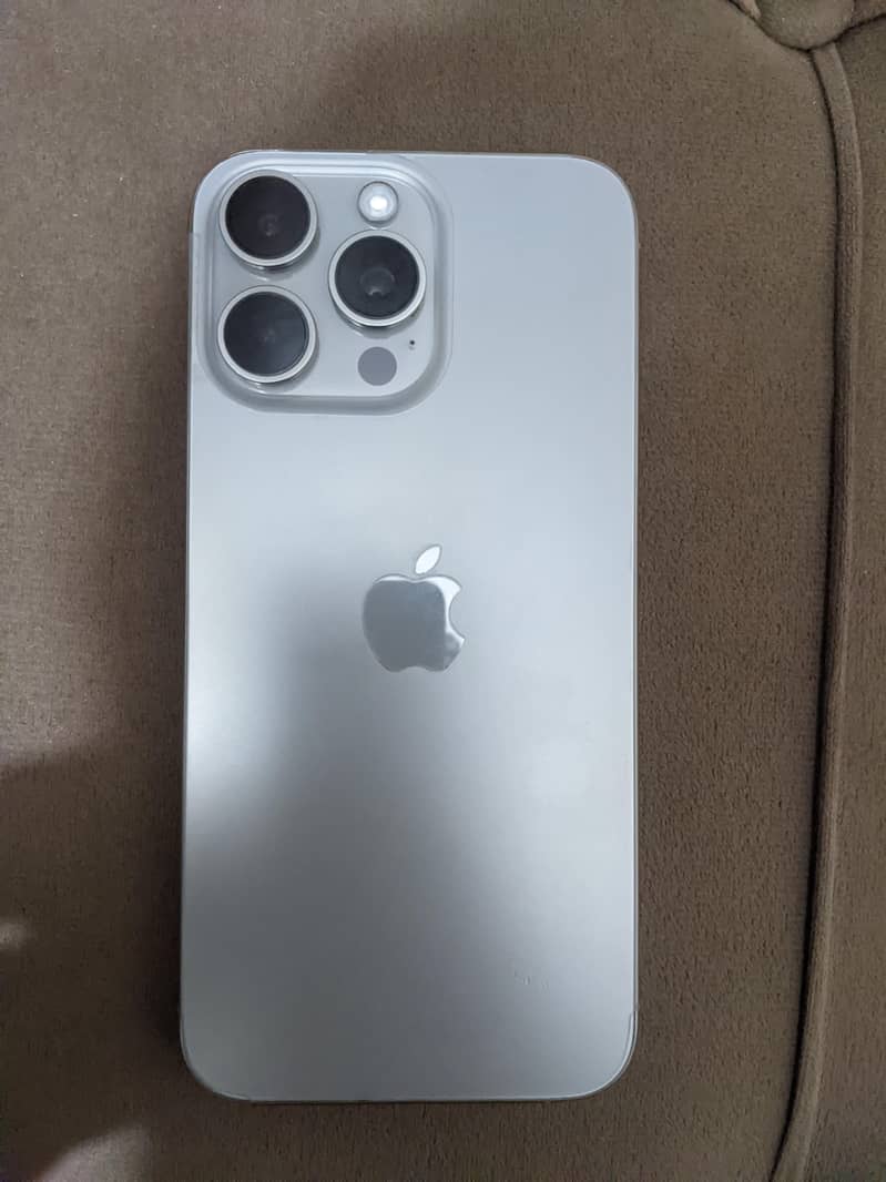 Iphone 15 pro Max approved - Mobile Phones - 1110720271