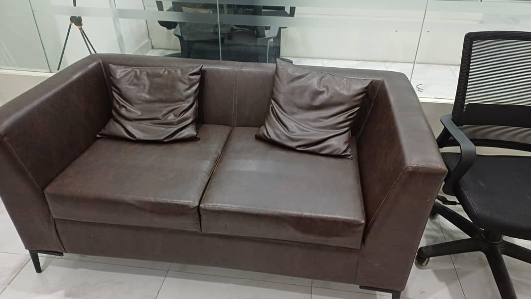 office furniture - Office Tables - 1110736423