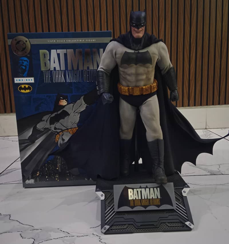 hot toys Batman figure & Demon Slayer Rengoku figure - Toys - 1110738419