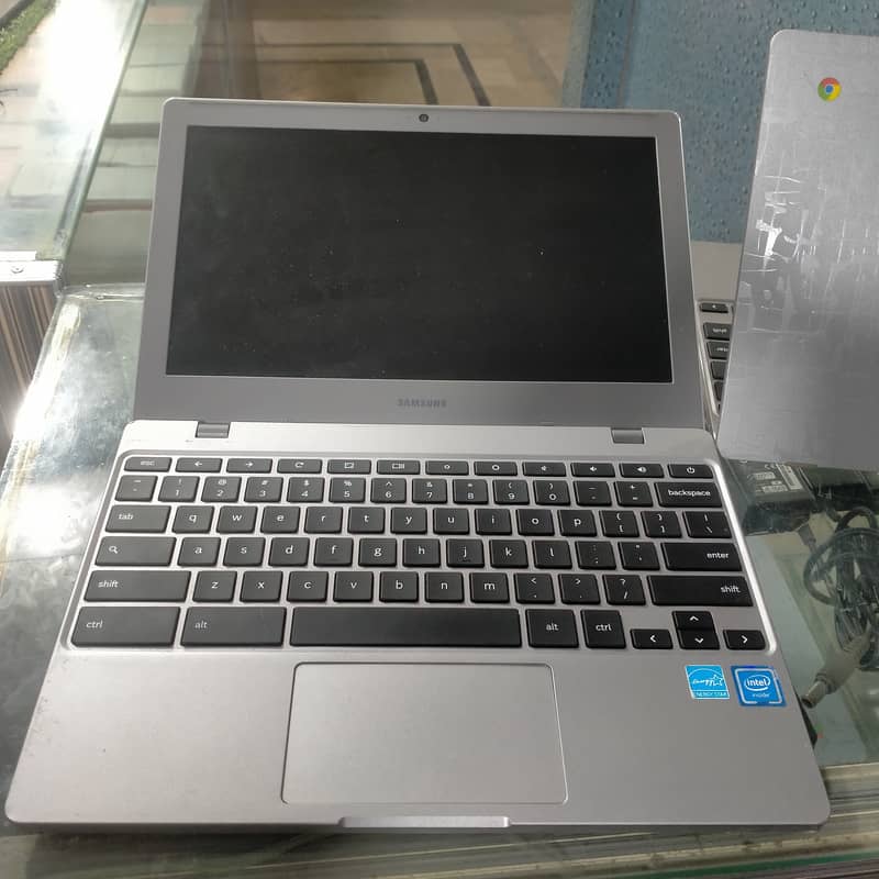 Samsung Celeron Windows 10 Installed 4GB Ram 5HRS Backup With Warrant ...