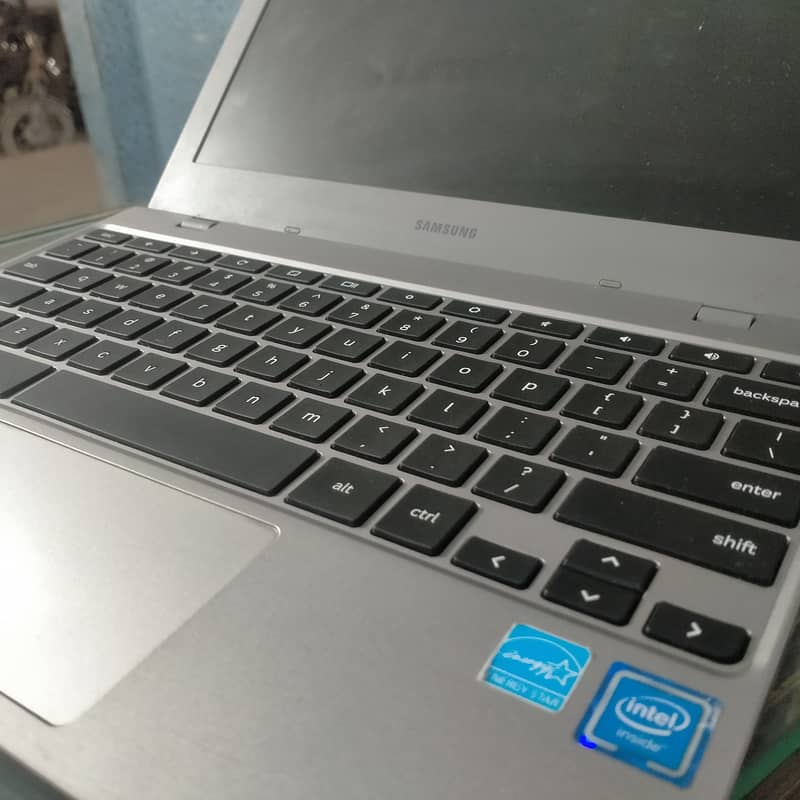 Samsung Celeron Windows 10 Installed 4GB Ram 5HRS Backup With Warrant ...