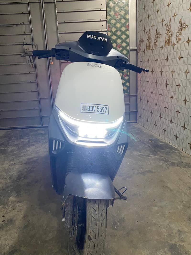 scooty electric - Electric - 1110740689
