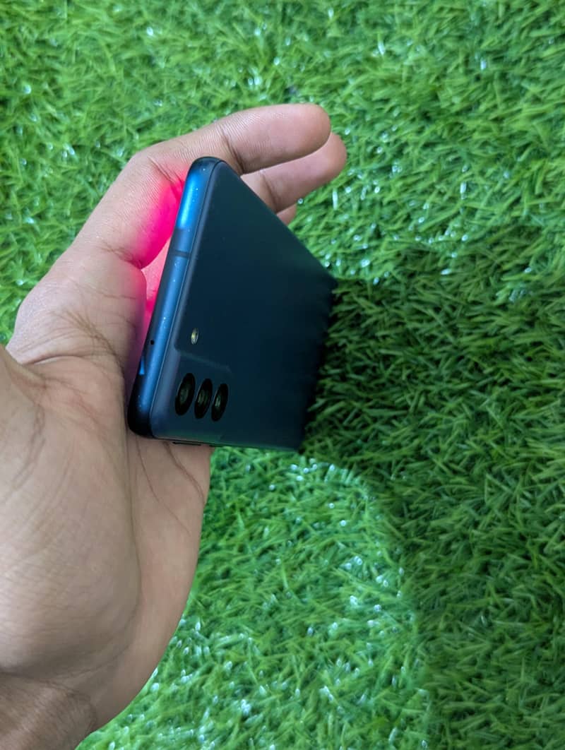 Samsung S21 fe 5G | Snapdragon 888 120 FPS display | Camera 4K All Ok ...