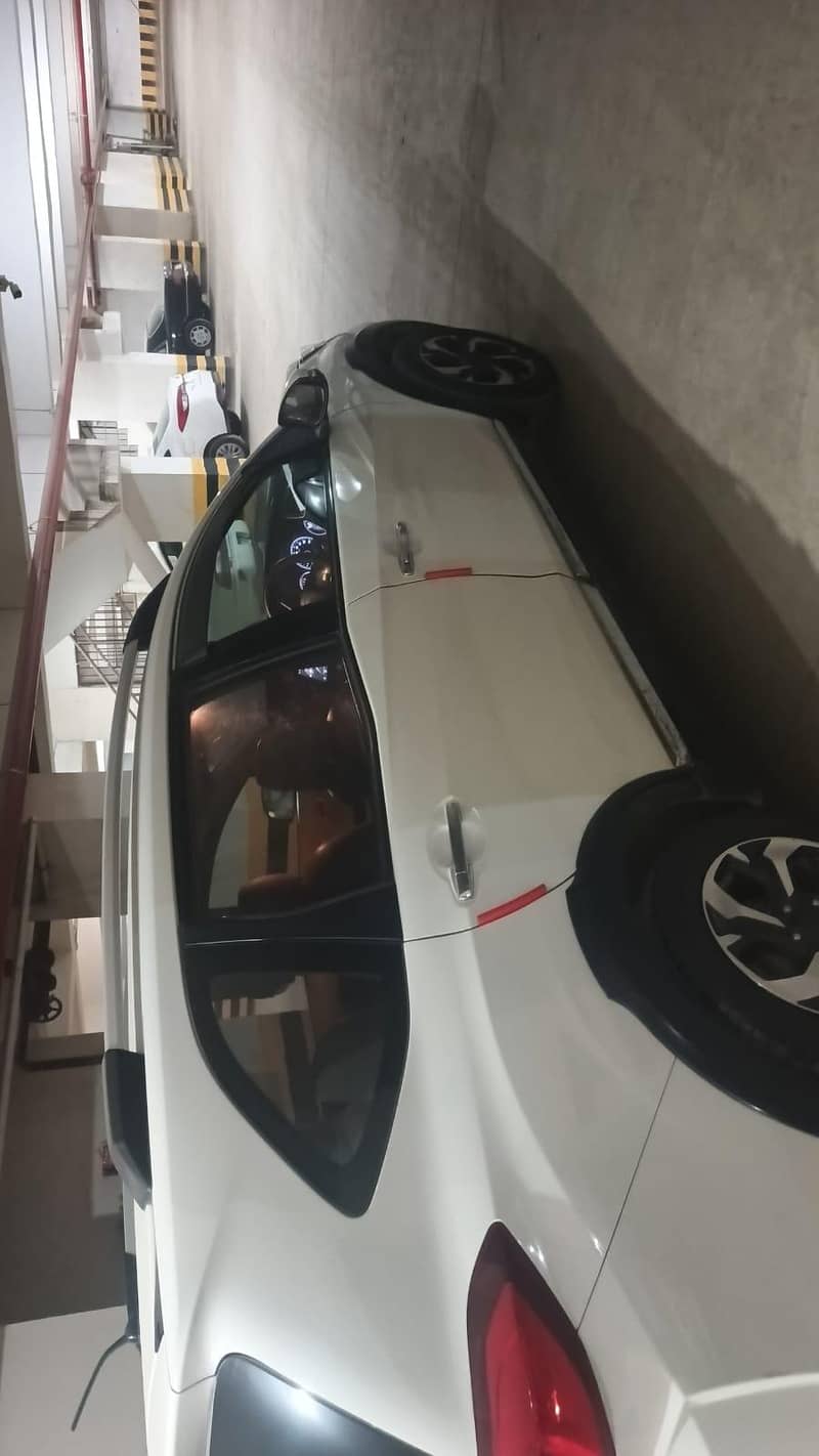 BRV TOP OF THE LINE MODEL 47THOSUAND KILO METER CHALE HUWE HA - Cars ...