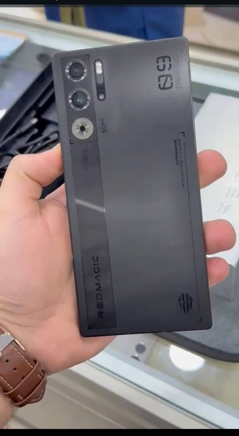 Redmagic 9 Pro 12 / 512. Official Pta Approved. 8 Gen 3. PUBG 120 Fps ...