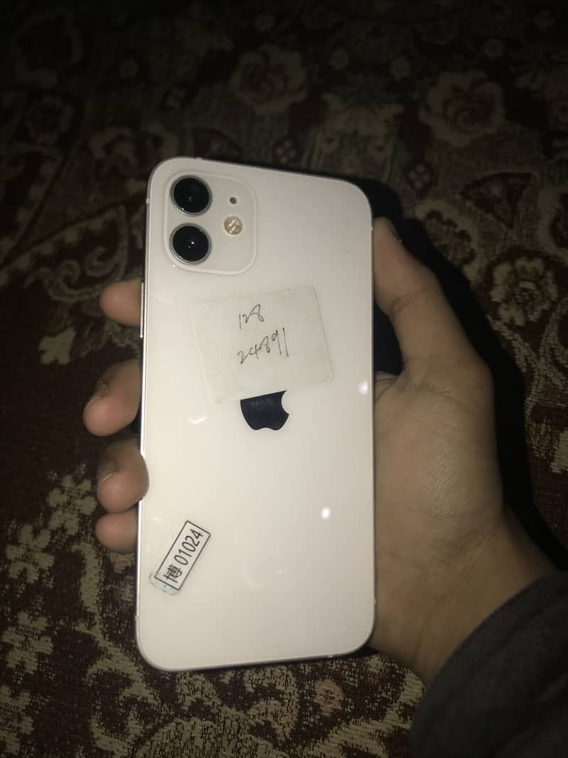 iPhone 12 128 gb water pack white color - Mobile Phones - 1110749780