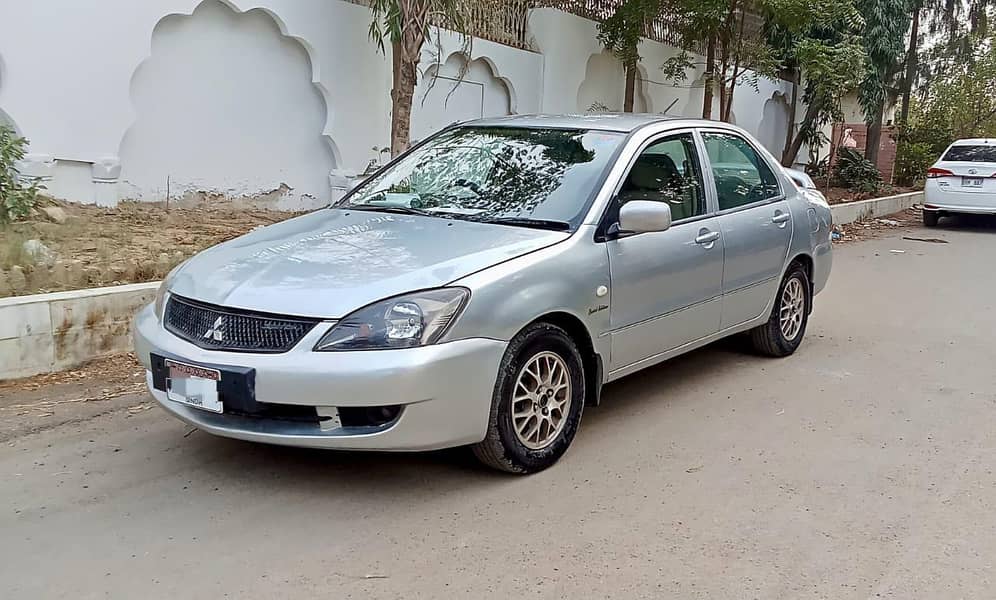 Mitsubishi Lancer Glx Model 2009 - Cars - 1110764195