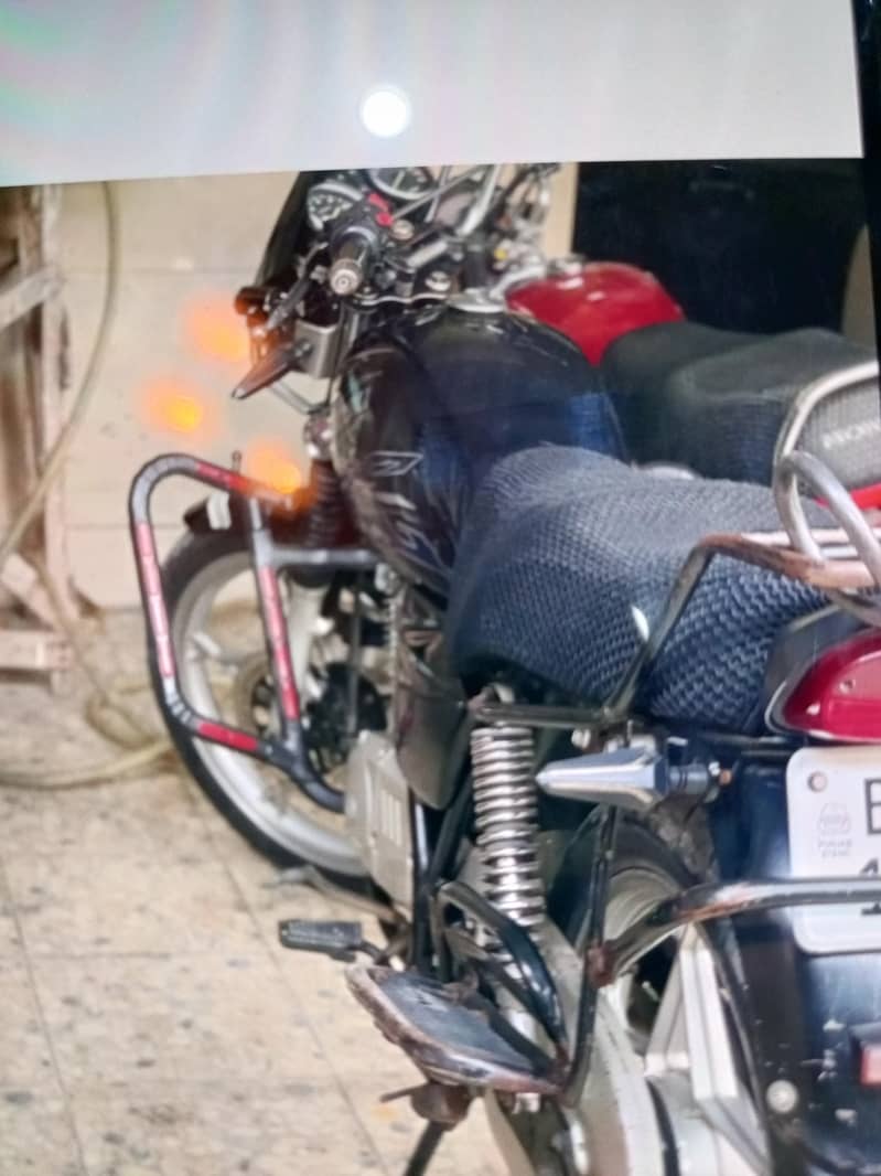 total genie bike 150cc rate ma less Kar da gye - Standard - 1110768554