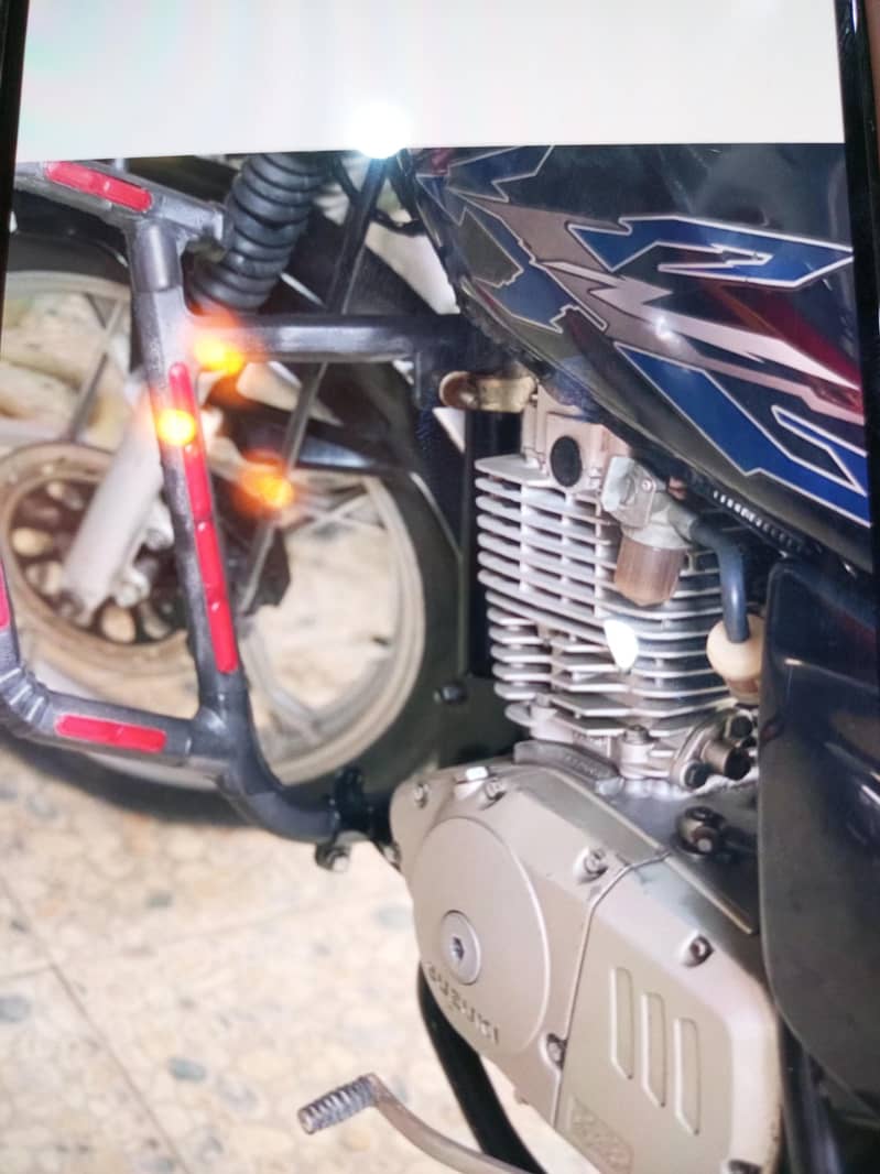 total genie bike 150cc rate ma less Kar da gye - Standard - 1110768554