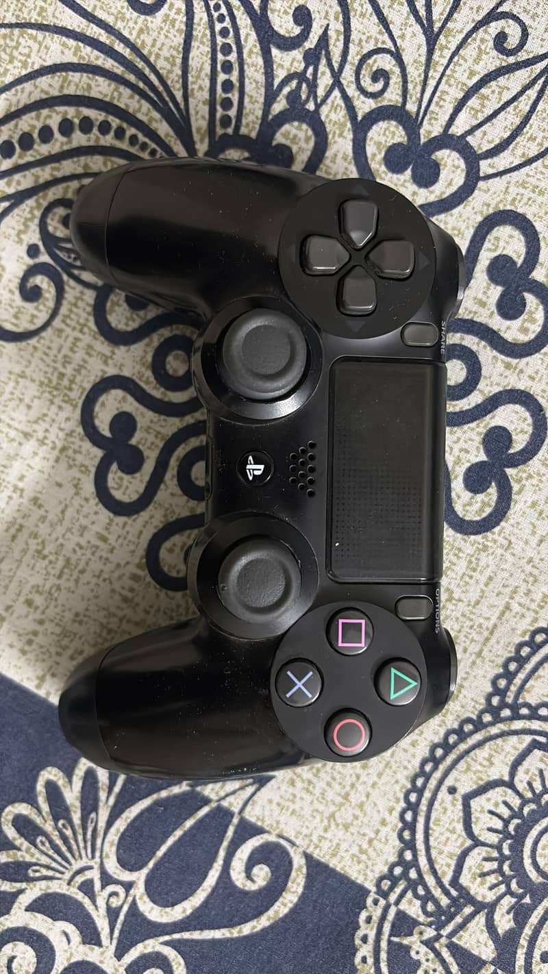 PlayStation 4 slim 1 tb good condition - Gaming Consoles - 1110770871