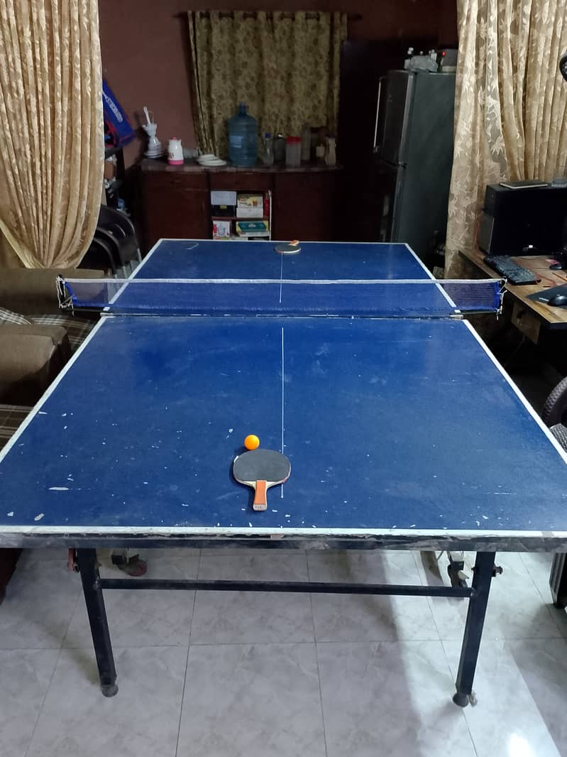 Full sized Table Tennis Table plus rackets and balls - Sports Equipment ...