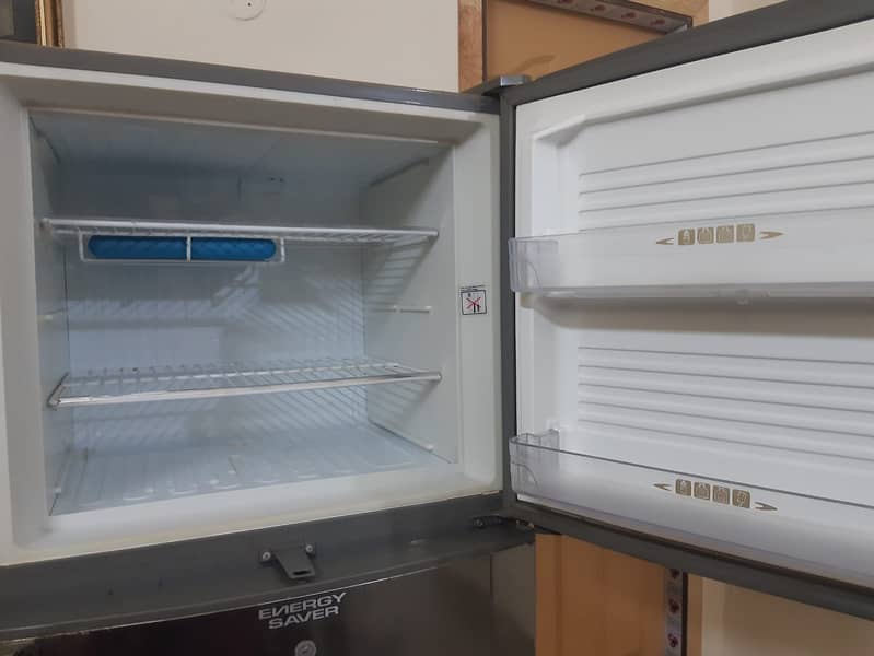 Dawlance Medium Size fridge - Compressor doesn't work - Refrigerators ...