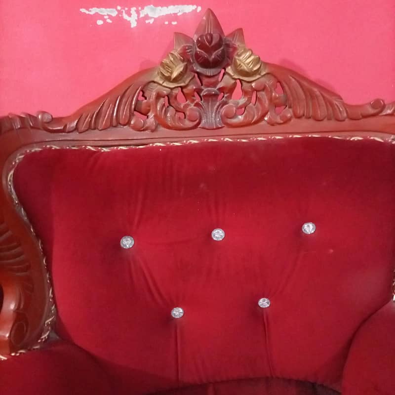 Crown Style 3+1+1 Sofa Set For Sale – Luxury Wooden Design - Sofas ...