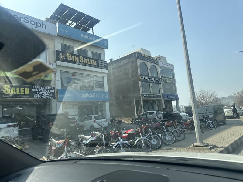 Good 5.5 Marla Building For Sale In Lake City - Sector M-1 - Shops ...