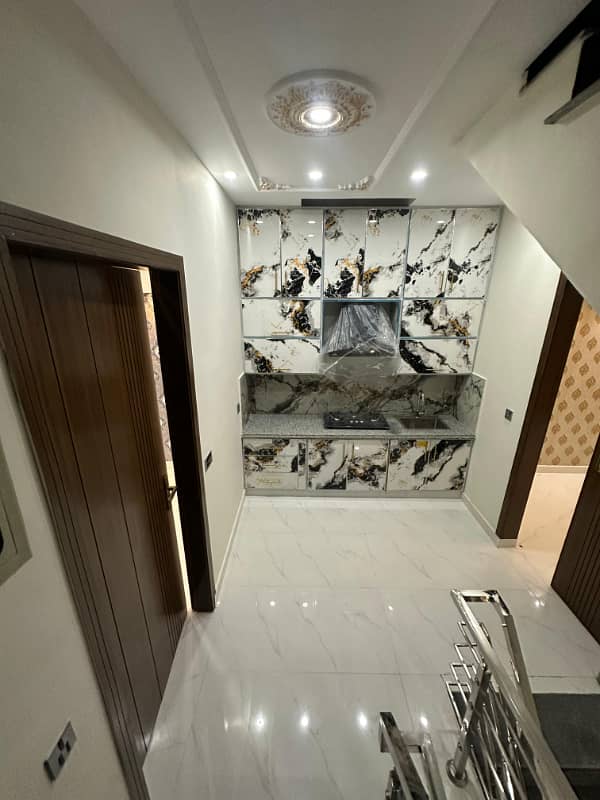 3 MARLA BEAUTIFUL HOUSE FOR SALE IN AL KABIR PHASE 2 - Houses - 1110790200