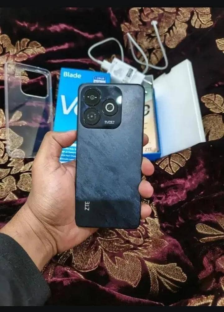 ZTE Blade v60 - Mobile Phones - 1110790550