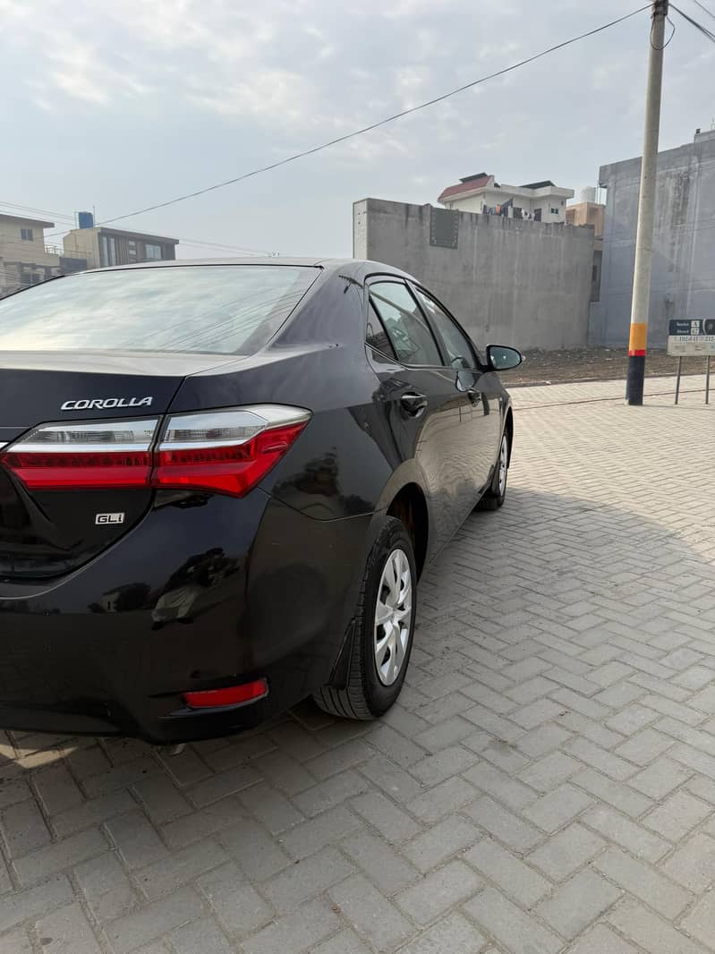 Toyota Corolla GLI 2019, 1st Owner,complete file with original 3 keys ...
