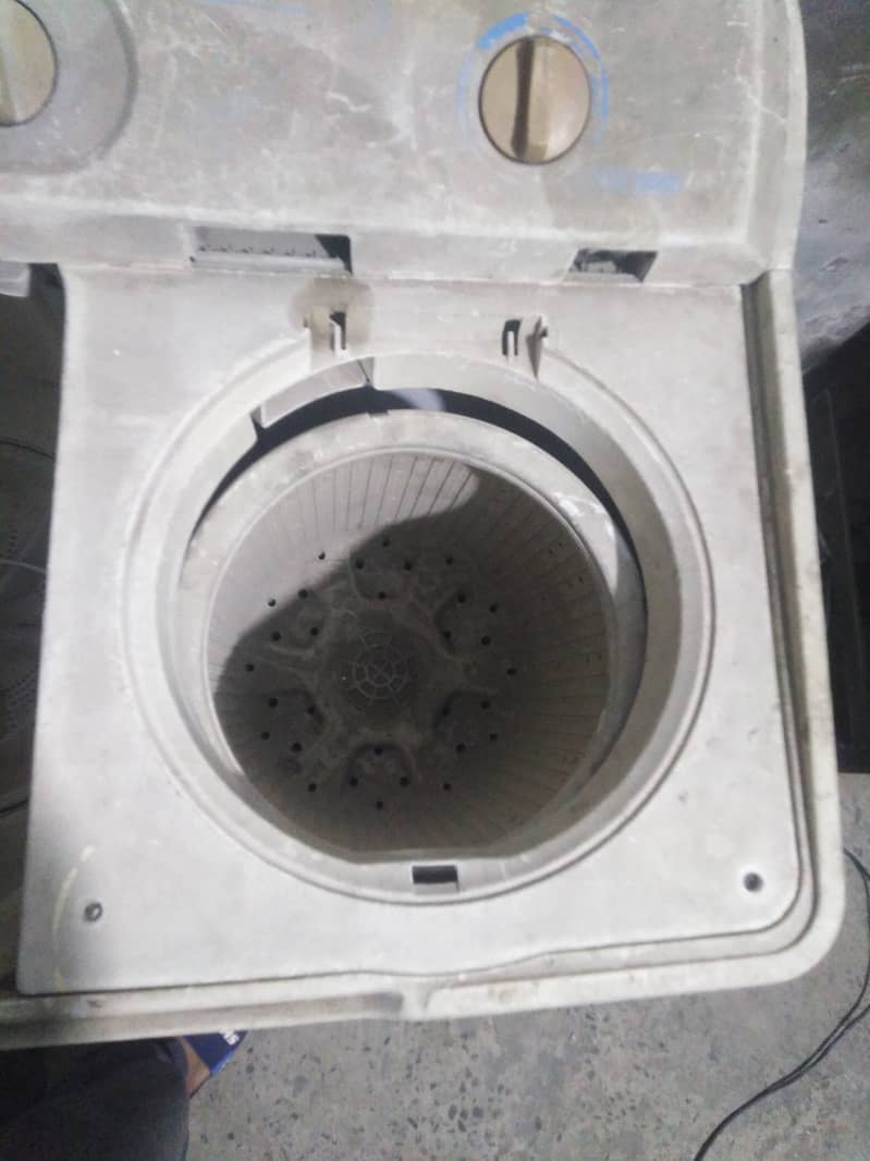 Washing machine + dryer - Washer & Dryer - 1110804946