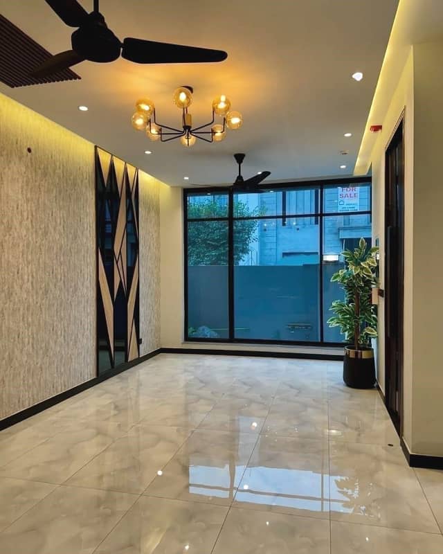 3 Years Installment Plan Luxury 5 Marla Brand New House In Park View ...