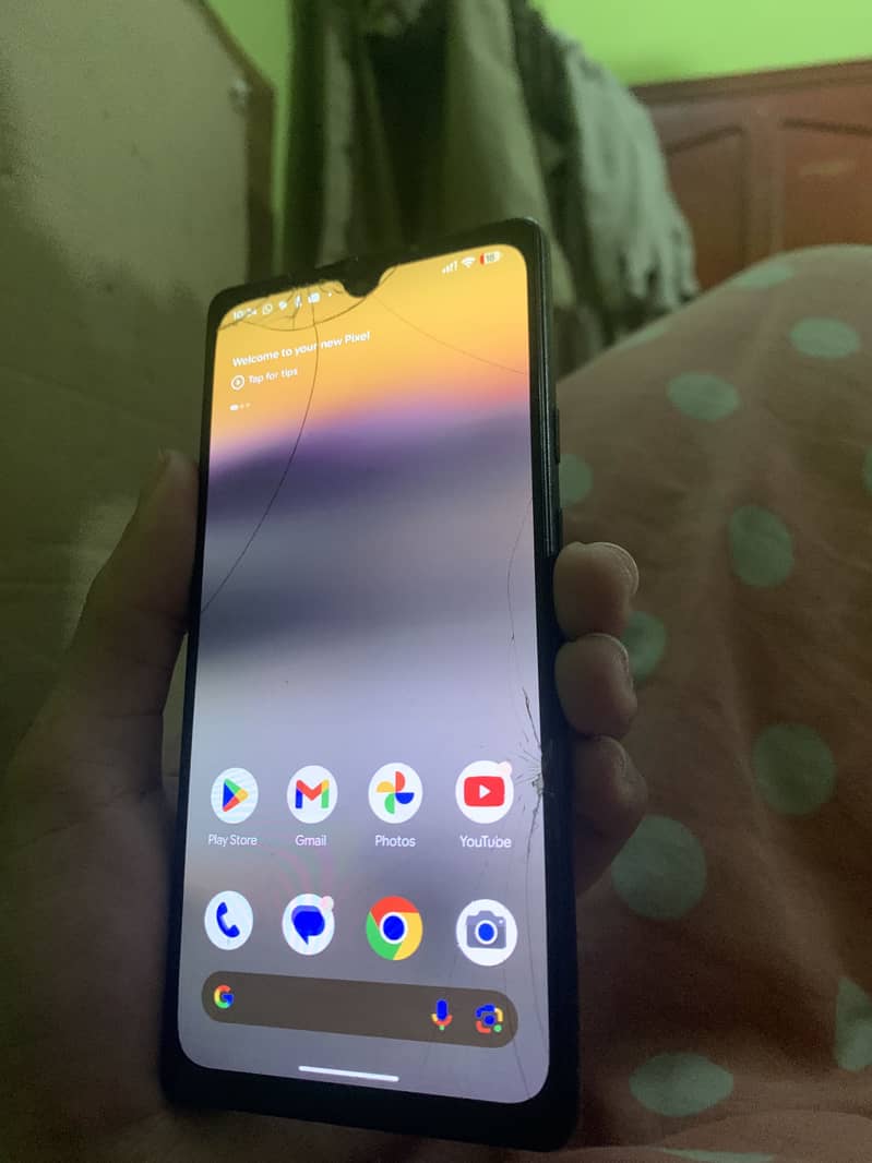 Google pixel 6A Duall sim approved only front glass break - Mobile Phones - 1110809693