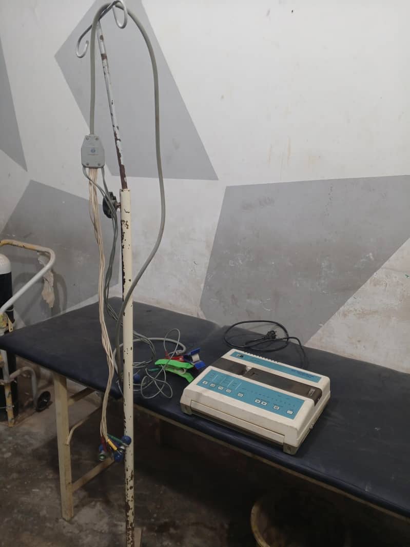 ecg machines for sale - Surgical Instruments - 1110810129