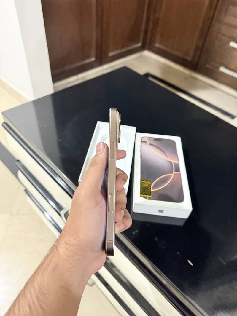 Iphone 16 pro max 256gb HK Model NON PTA - Mobile Phones - 1110815073