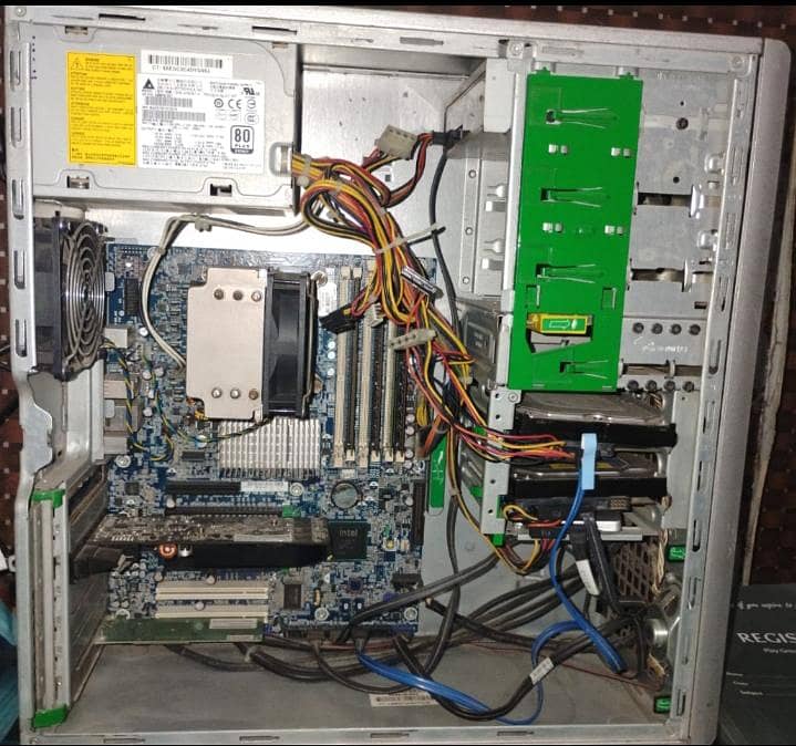 HP Xeon Workstation Z400 - Workstations - 1110815156