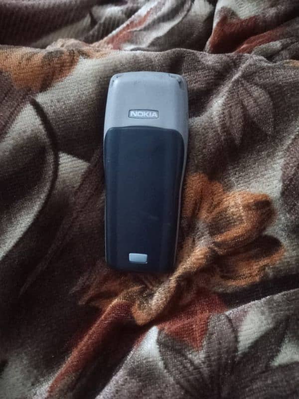 Nokia 1100 mobile phone total genian for sale - Mobile Phones - 1110816756
