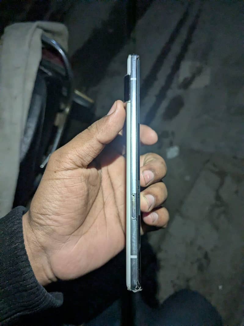 Google pixel 6 pro - Mobile Phones - 1110836731