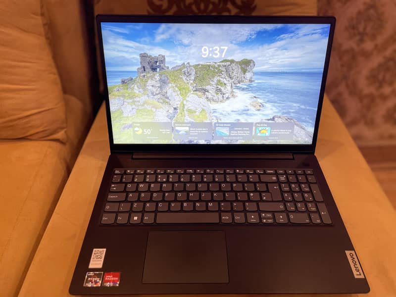 Lenovo V15 G4 AMD Ryzen 5 7520U 8GB graphic card - Laptops - 1110845538