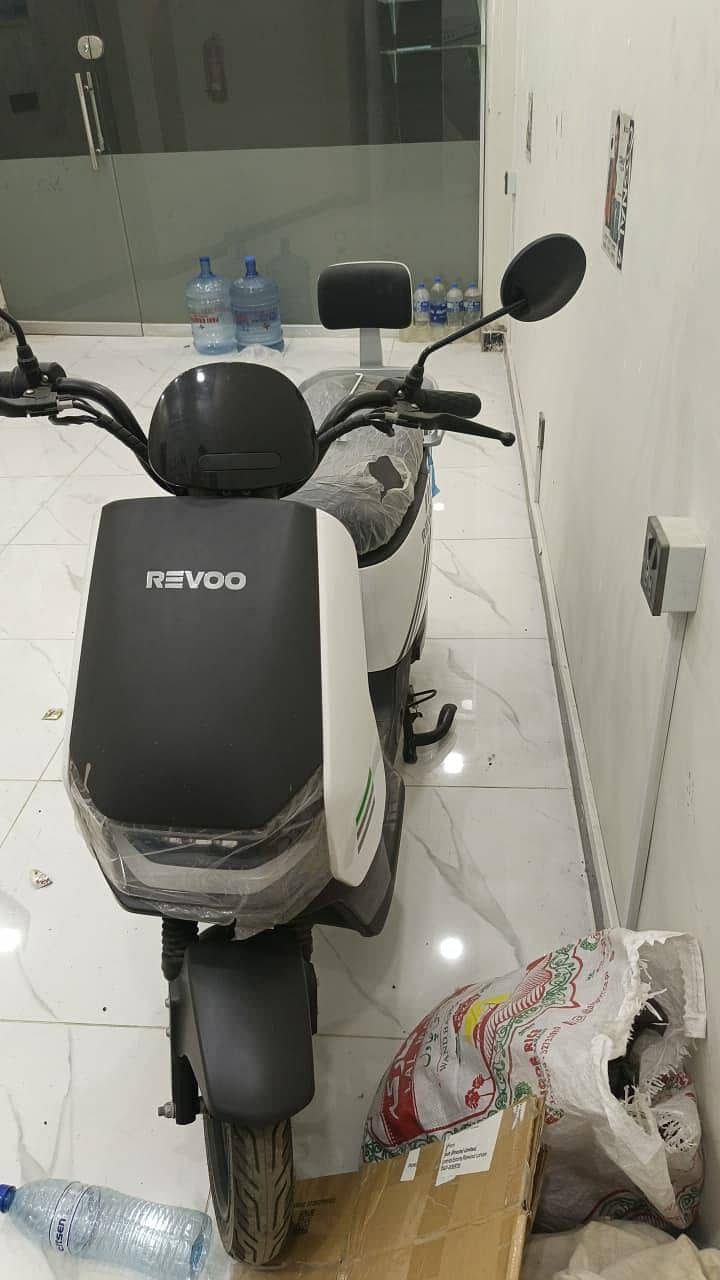 Reevo A10 - Electric - 1110847533