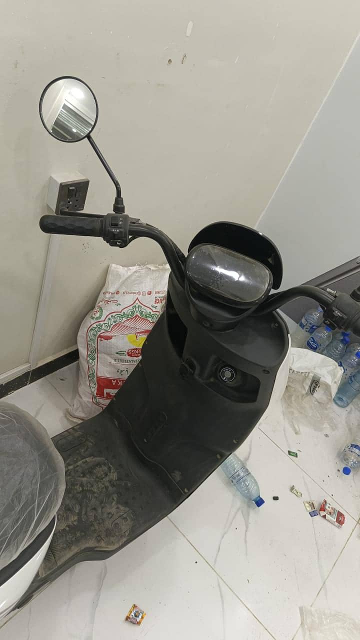 Reevo A10 - Electric - 1110847533