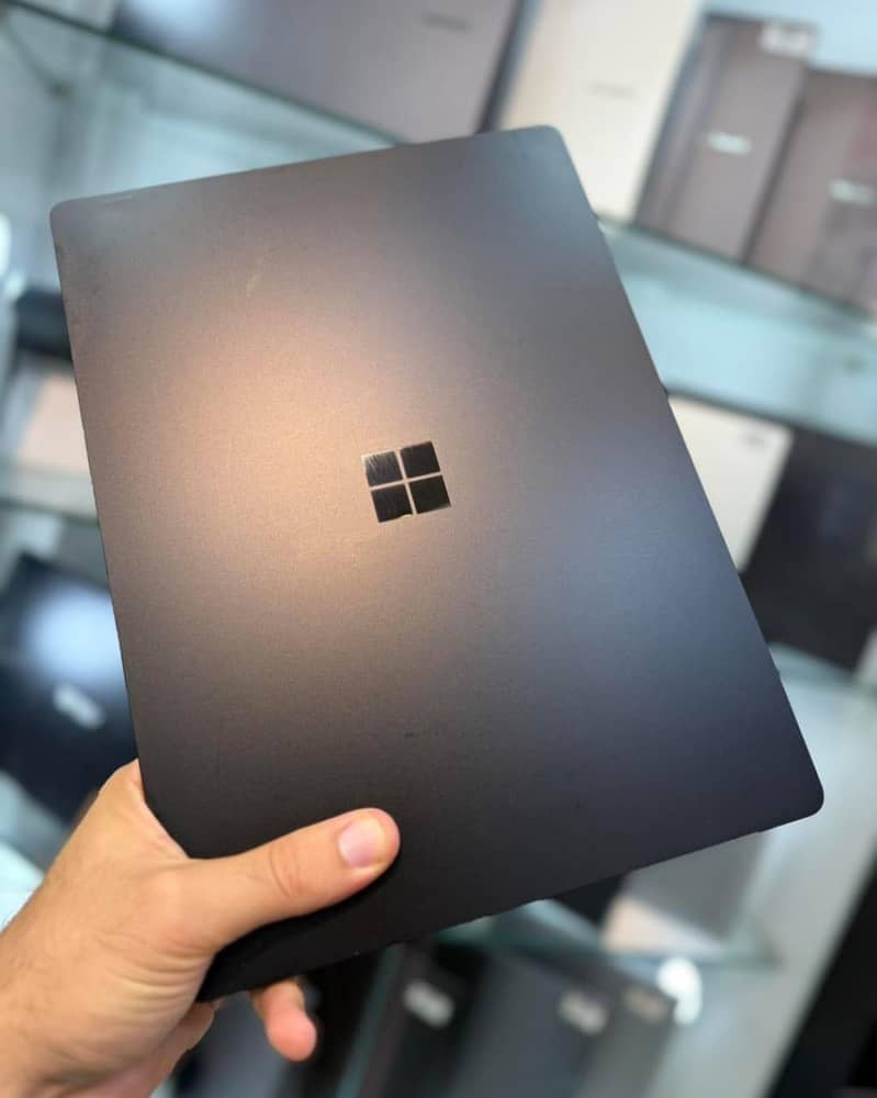 Surface Laptop 3 i5 10th gen 8gb ram 256gb ssd fresh import Hair line ...