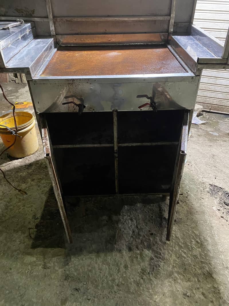 Urgent Sale Burger and Paratha Counter - Other Restaurant Equipments ...