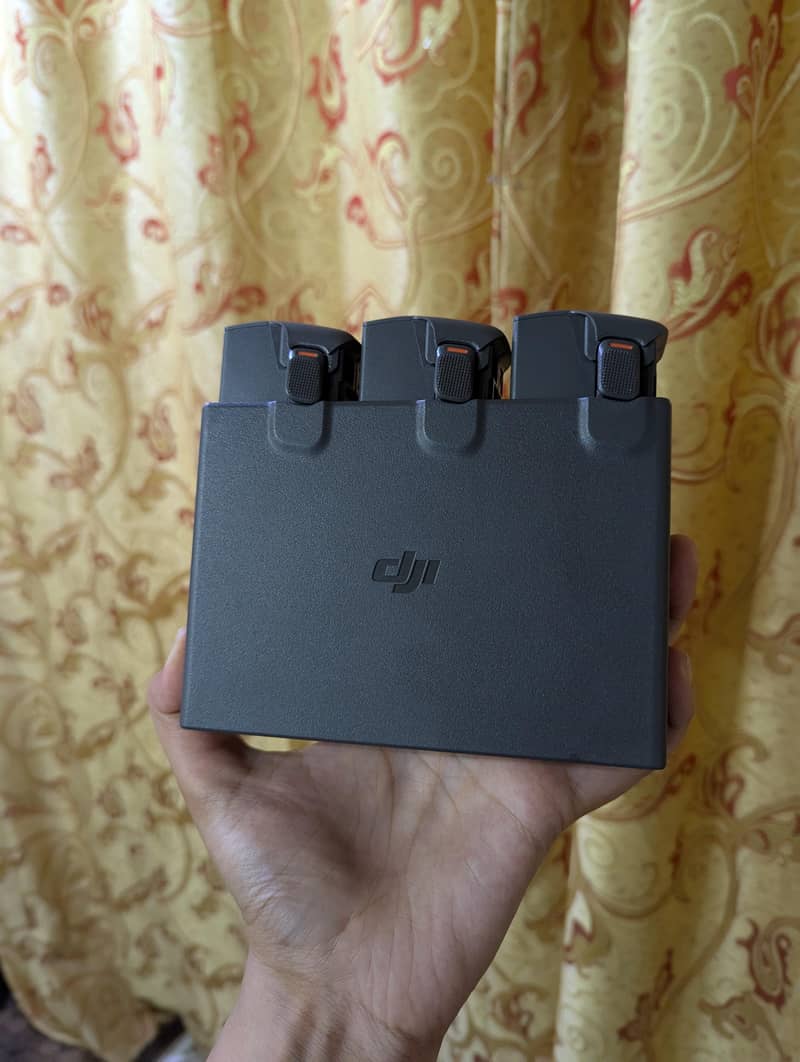 DJI AVATA 2 FLY MORE COMBO - Drones - 1110850652