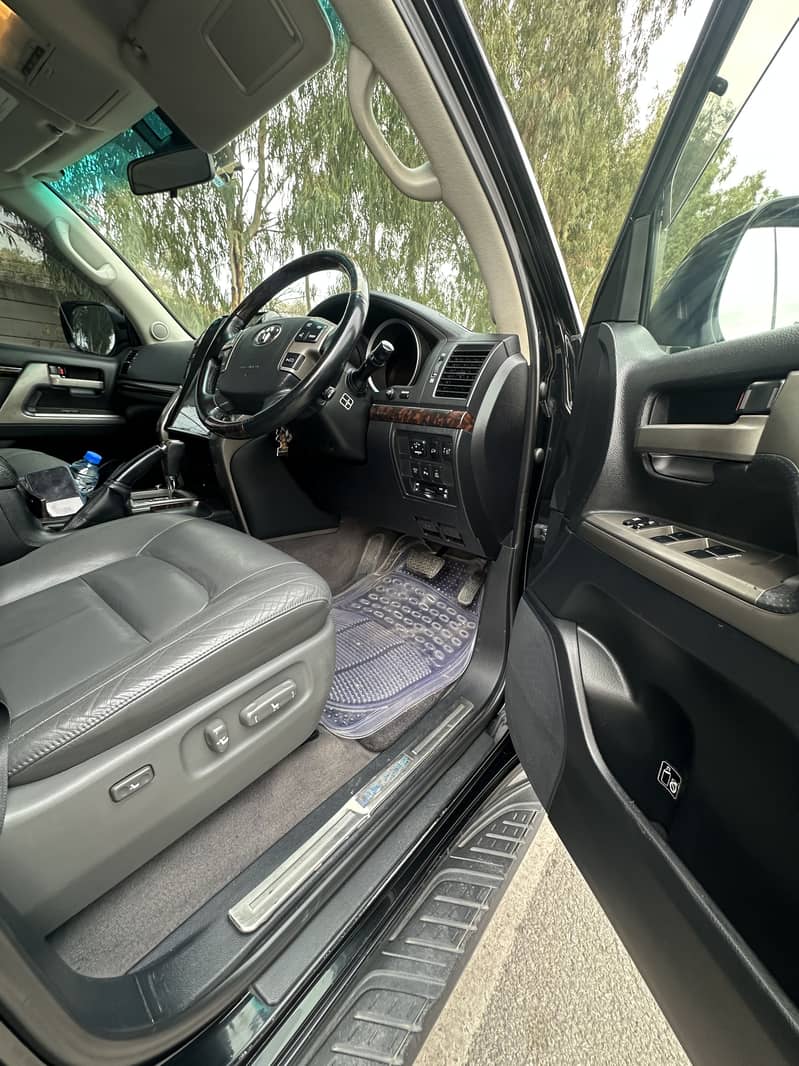 Land Cruiser AXG RADAR ELECTRIC SEATS - Cars - 1110868201