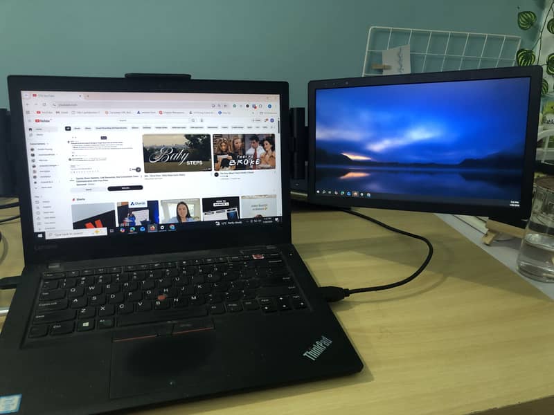 Portable Laptop screens / 2 portable laptop screens/ Easy to carry ...