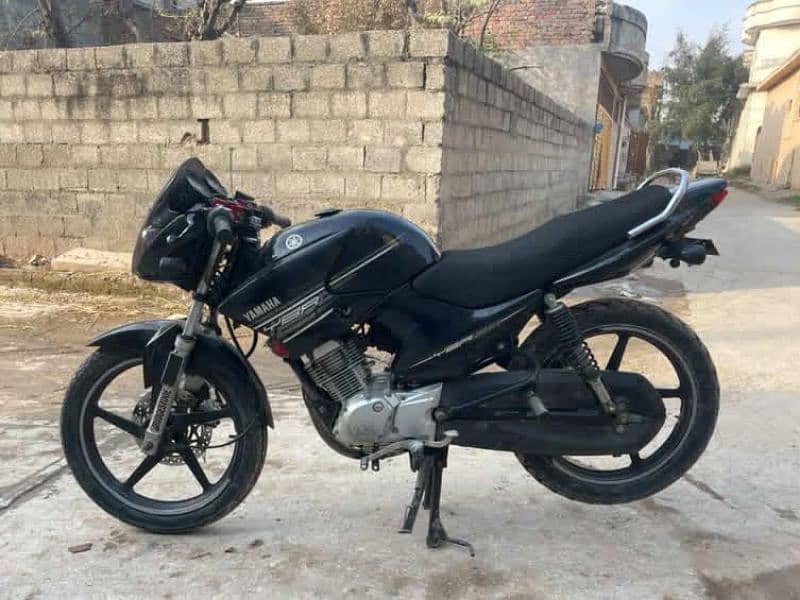 ybr 2019 model - Standard - 1110875315