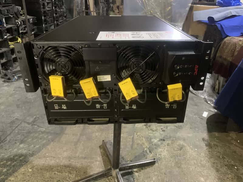 Apc SUVT 20/40 three phase online ups All series Available - UPS ...