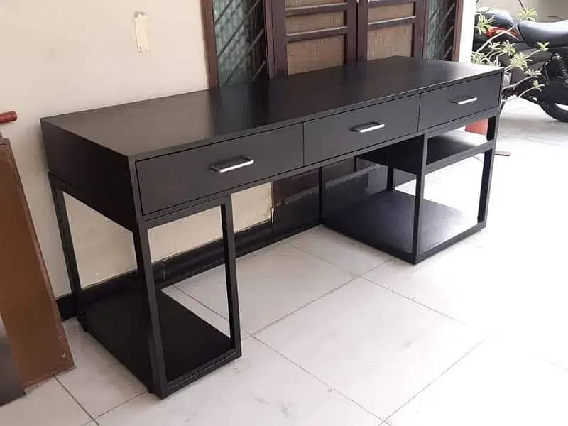 Table - Dining Tables - 1110887404