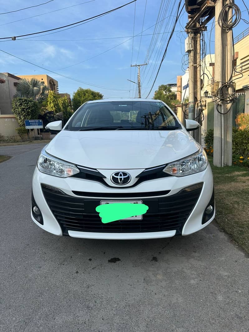 Toyota Yaris 2021 Model 1.5 Avit Cvt Total Geniune - Cars - 1110892942