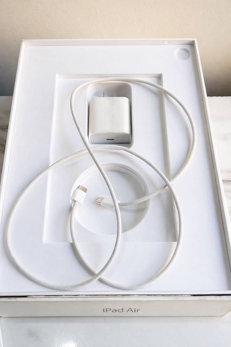 iPad Air 11-inch (M3) – 128GB – Complete Box - Tablets - 1110910185