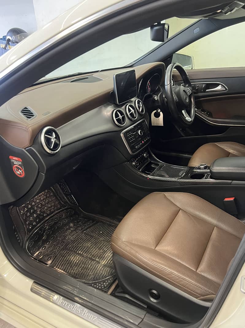 Mercedes CLA 180 - Cars - 1110911883