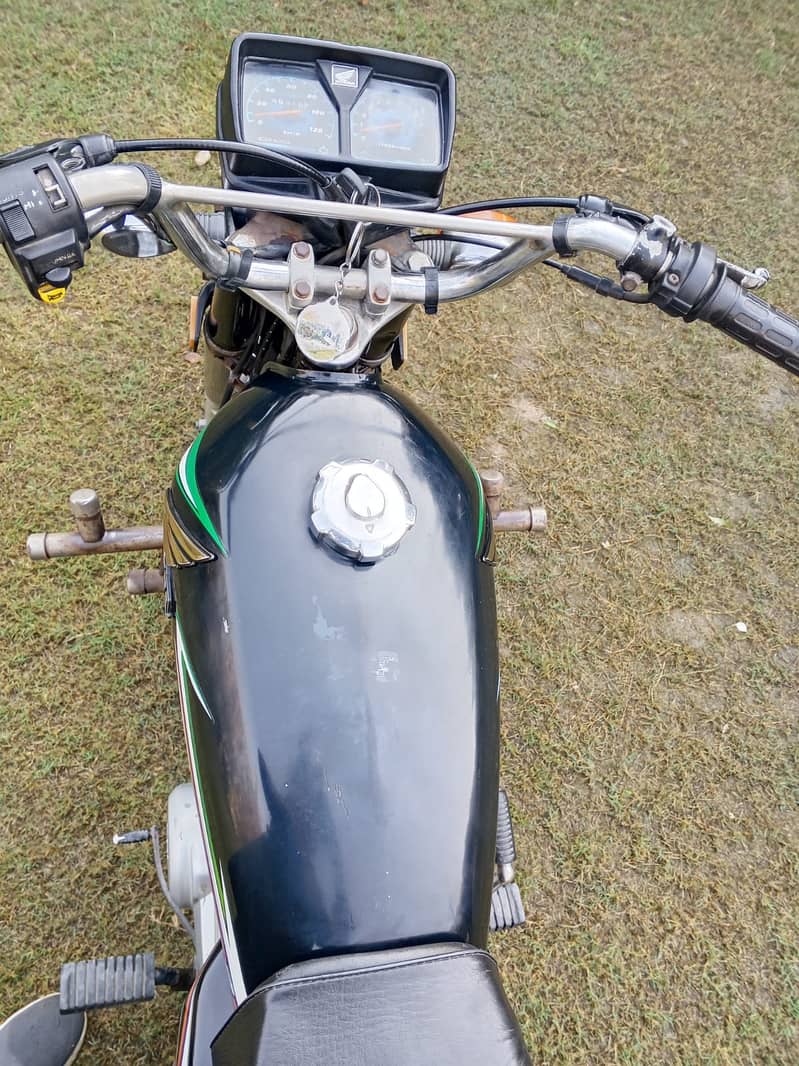 Honda CG 125 | Model 2016 | FIRST OWNER BIKE | Call 0329 - 8620376 ...