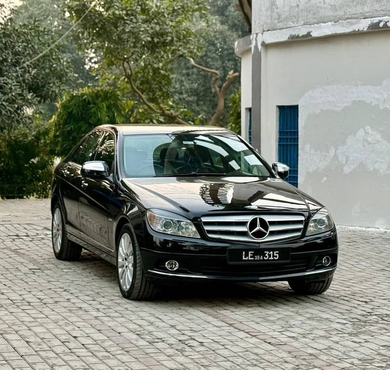 Mercedes Benz C200 2007 / 2012 - Cars - 1110937854