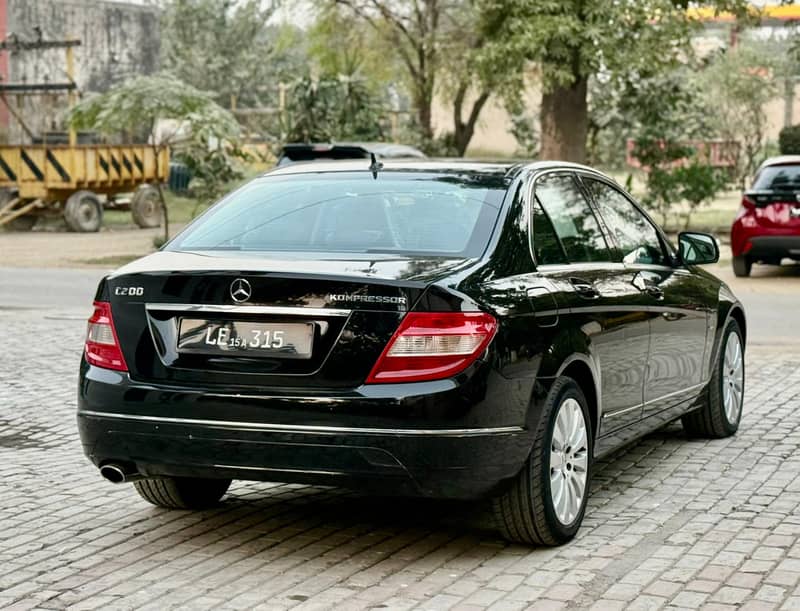 Mercedes Benz C200 2007 / 2012 - Cars - 1110937854